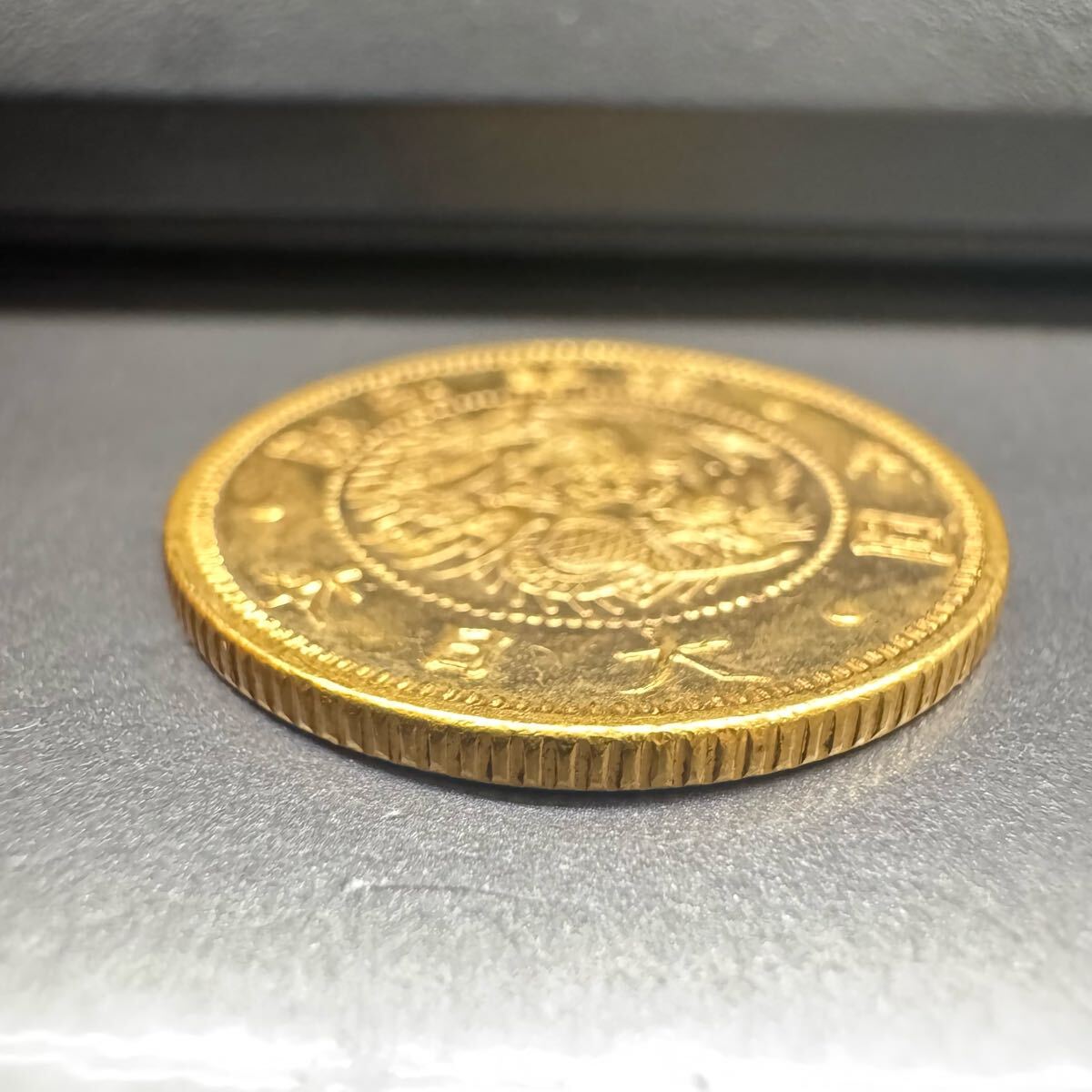 Yahoo!オークション - 5ysS 日本硬貨 五圓金貨 旧5円金貨 金貨保証 明...