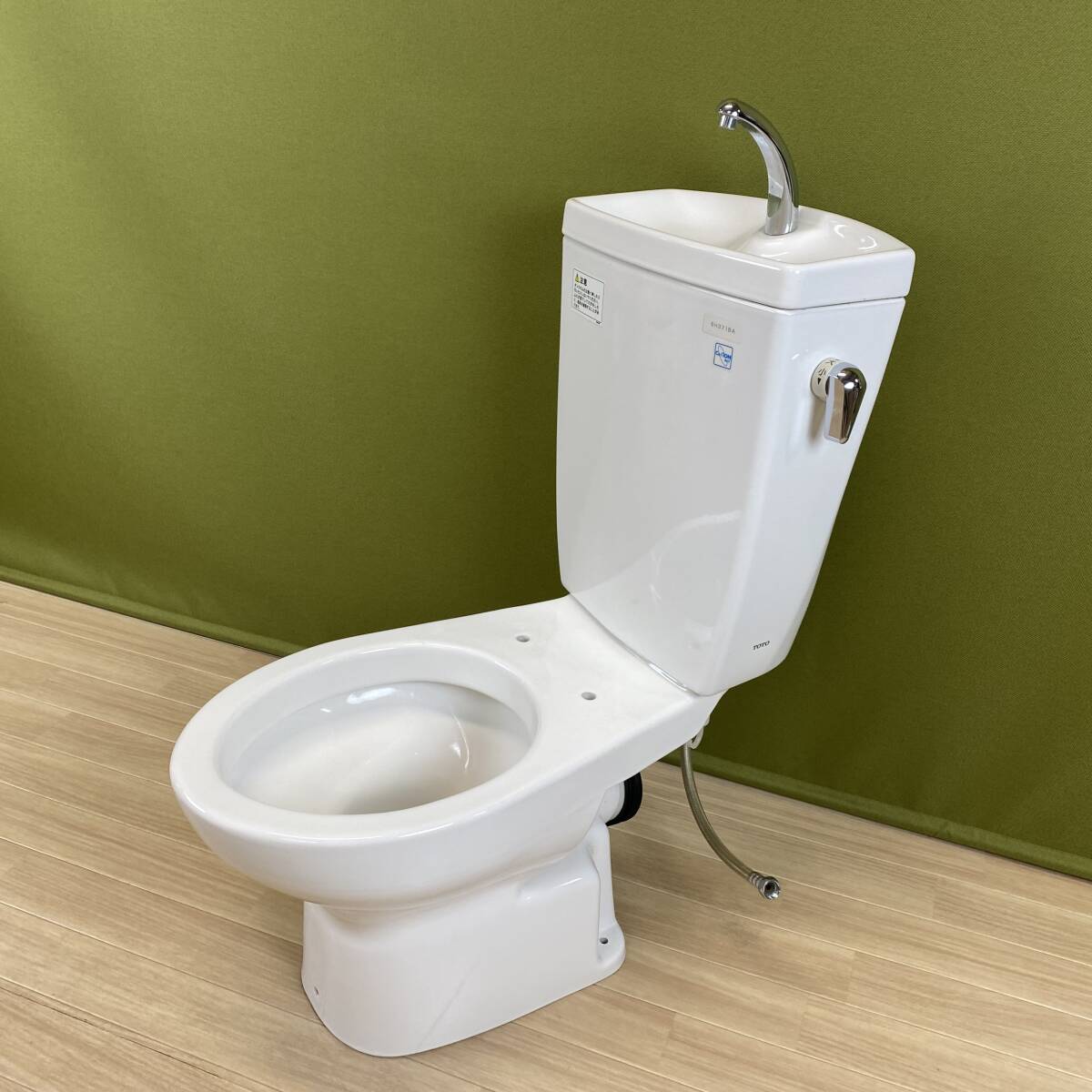 Yahoo!オークション - 【美品】TOTO トイレ便器(壁排水) 洋式便器「CS3...