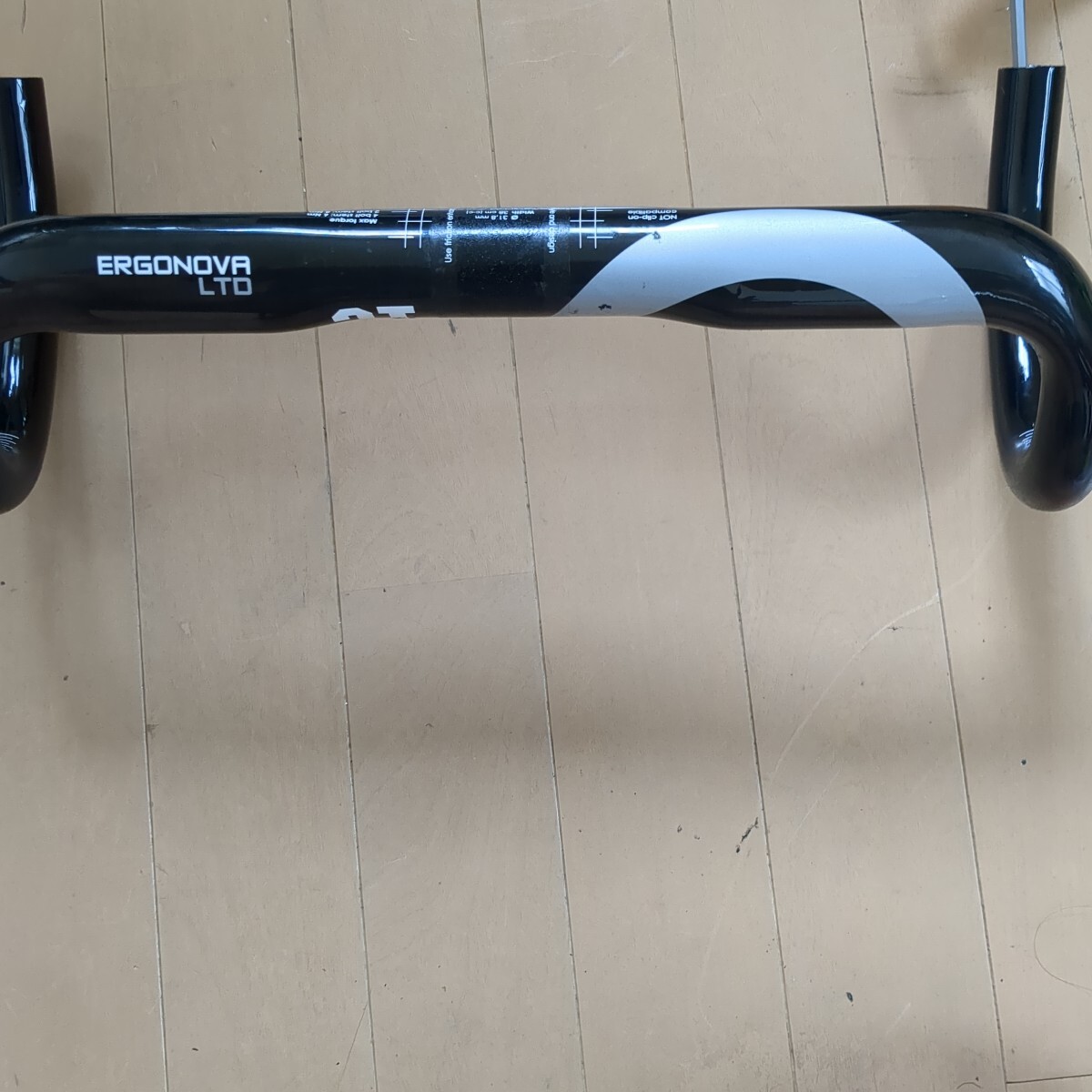 Yahoo!オークション - 【軽量】3T ERGONOVA LTD 380mm 158g ハンドルバ...