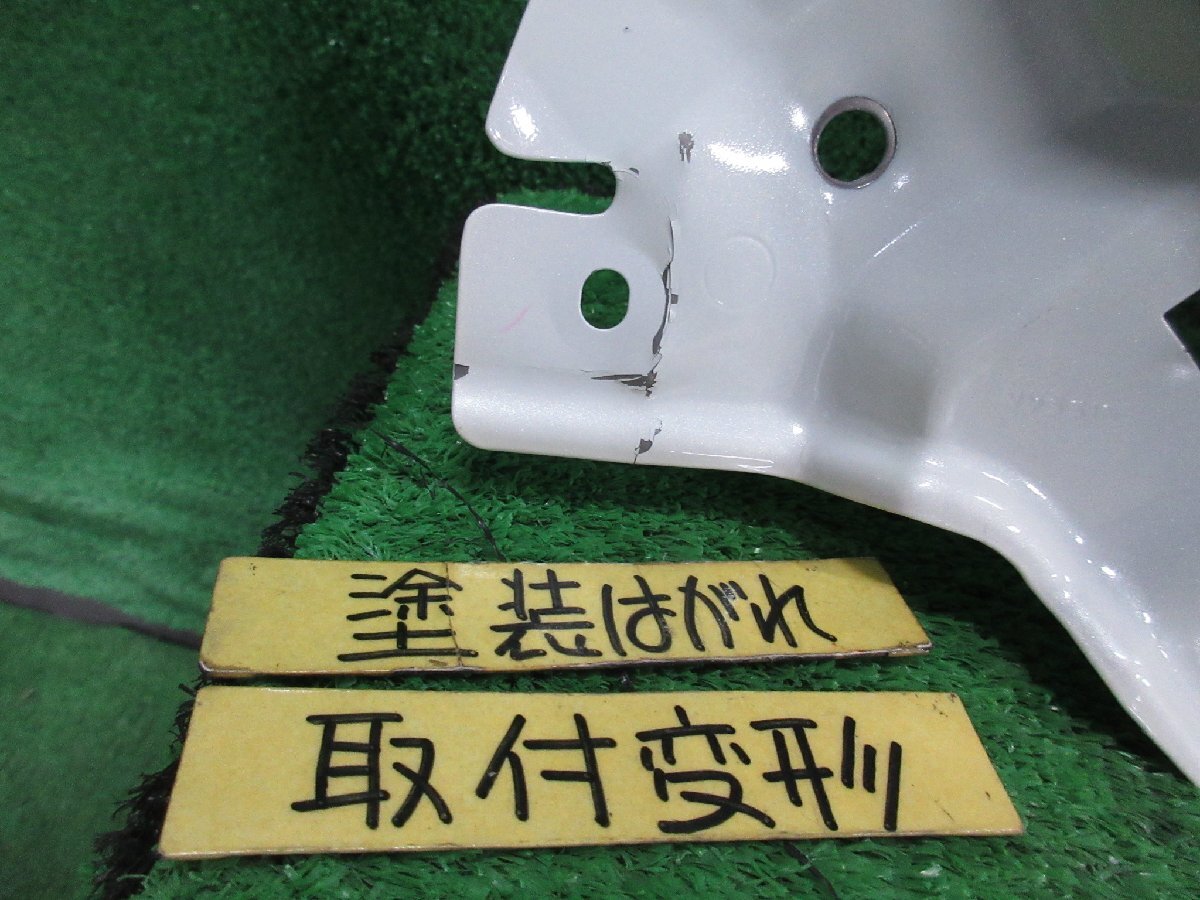 Yahoo!オークション - 日産 AURA/オーラ FE13 左フェンダー 純正 22871...