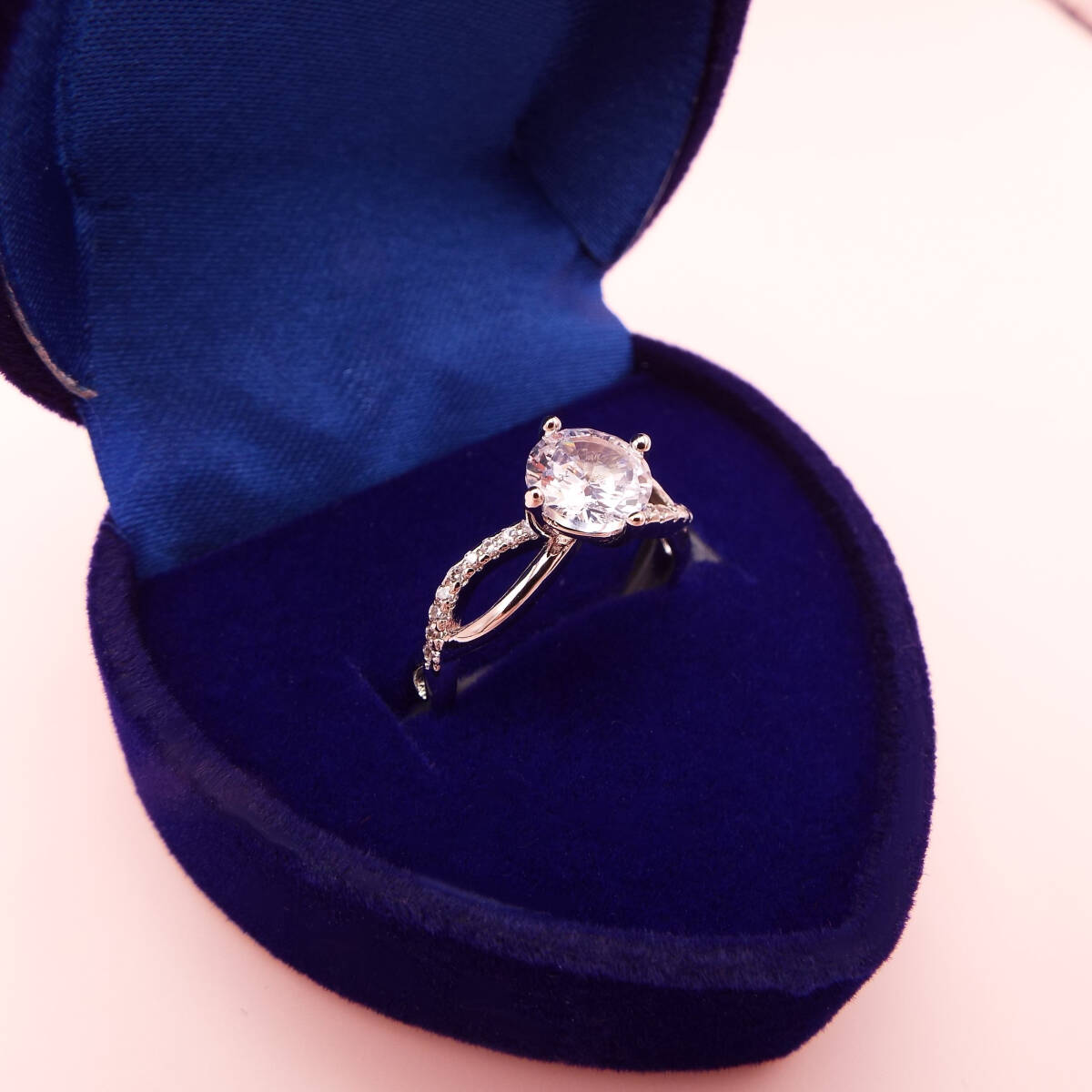 Yahoo!オークション - S925 モアサナイト 1ct クロス リング フリーサ...