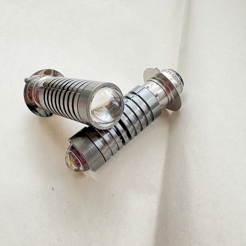 Yahoo!オークション - ジャイロ 爆光 2個 ヘッドライト PH7/T19/P15D L...