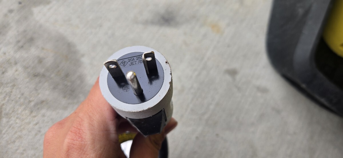 Yahoo!オークション - 日産 充電ケーブル 15m 200V EV車 PHEV車 電気自...