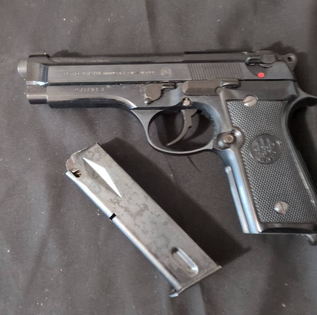 Yahoo!オークション - (a3)【極美品/新品同様】 スズキ ベレッタ M92SB...