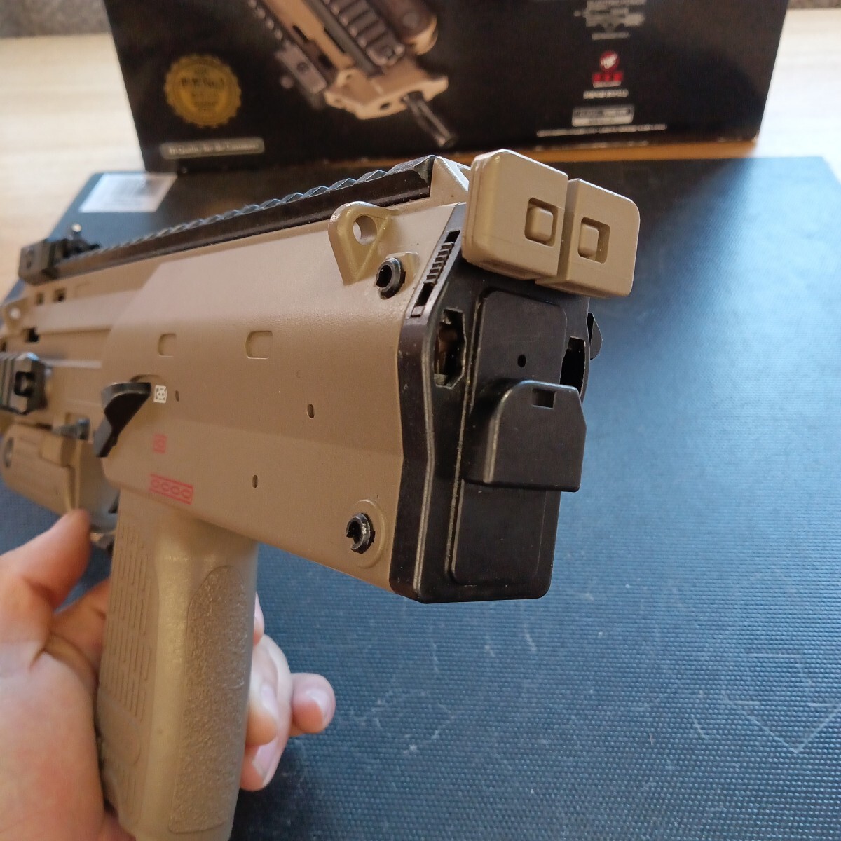 Yahoo!オークション - 長705-050 東京マルイ 電動ガン MP7A1 エアガン ...