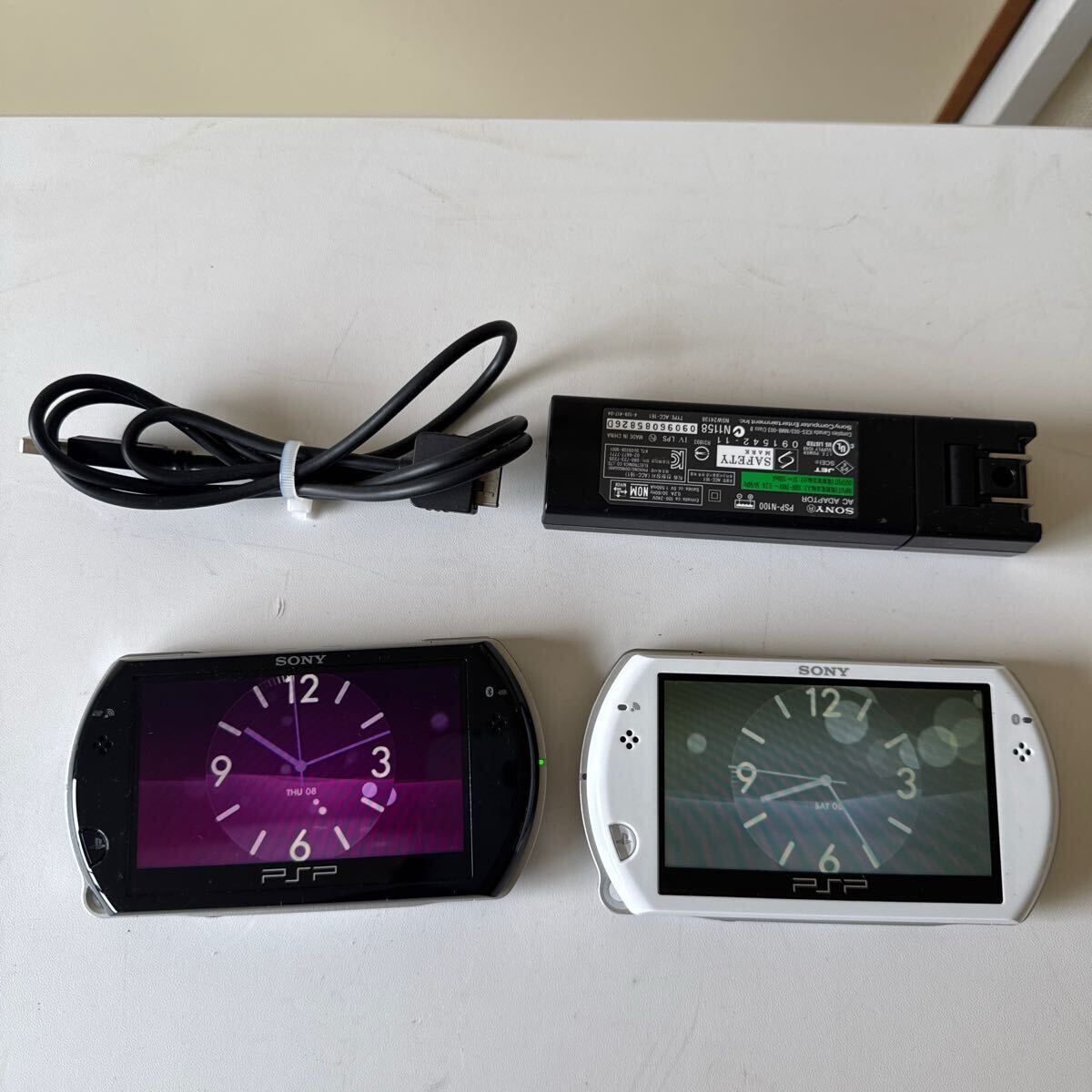 Yahoo!オークション - SONY PlayStation go PSP-N1000【通電認】 PSVIT...