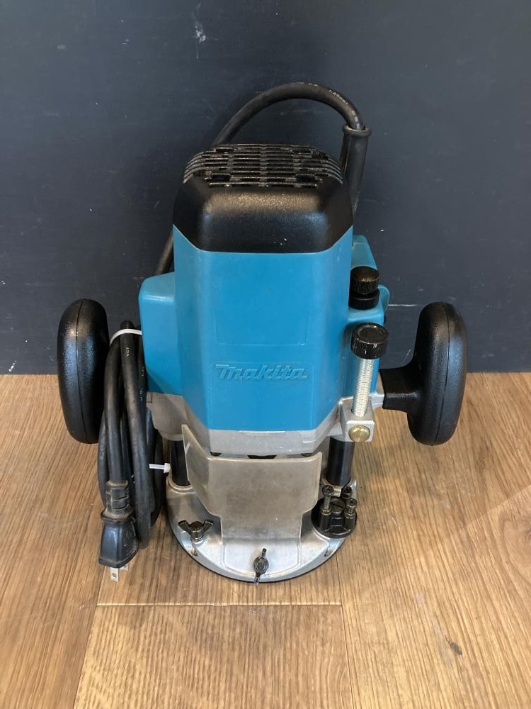 Yahoo!オークション - 023 おすすめ品 マキタ ルータ 3612