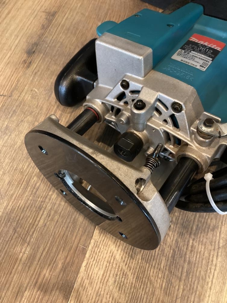 Yahoo!オークション - 023 おすすめ品 マキタ ルータ 3612