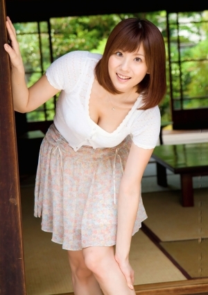 Yahoo!オークション - A4判フォト モデル 麻美ゆま（M009） H...