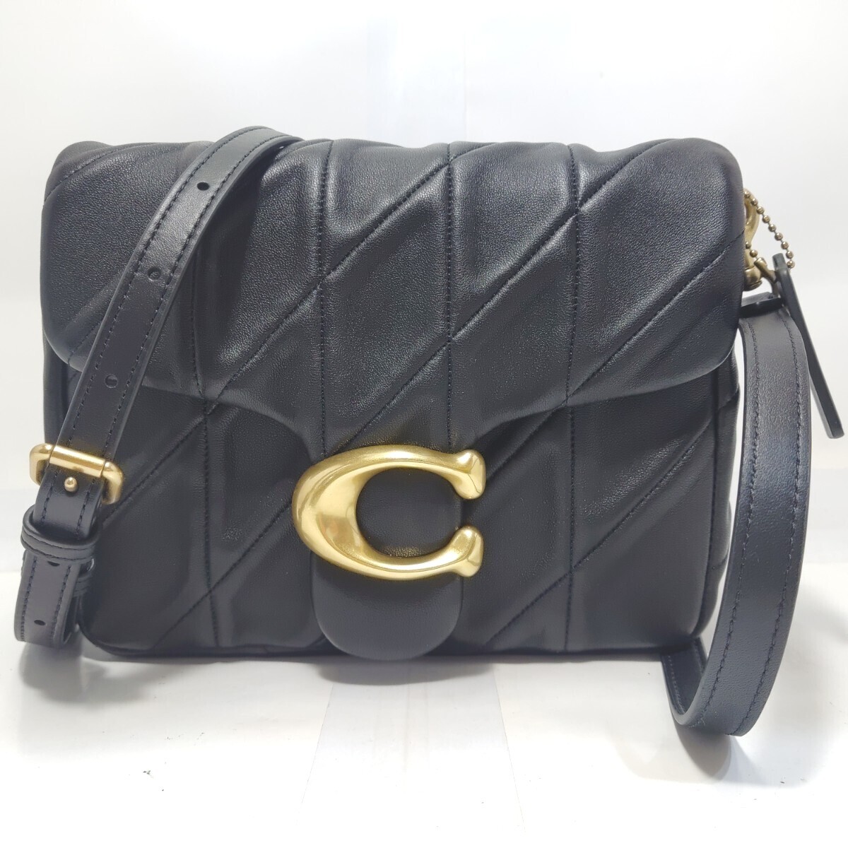 COACH コーチ／タイムズスクエア／タビーショルダーバッグ／キルティングG2481-CW629 ほぼ 品 1円(女性用)｜売買されたオークション情報、yahooの商品情報をアーカイブ公開 ...
