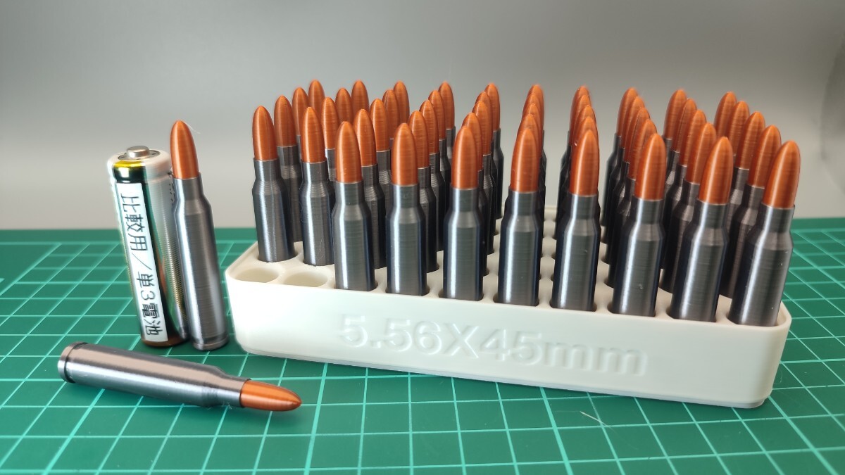 Yahoo!オークション - 5.56x45mm NATO 弾 鉄薬莢風 ダミーカート 50個...
