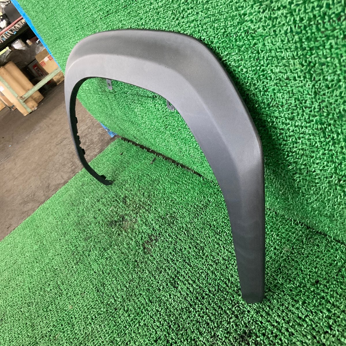 Yahoo!オークション - ヤリスクロス MXPJ10 Z フロント 左 アーチモー...