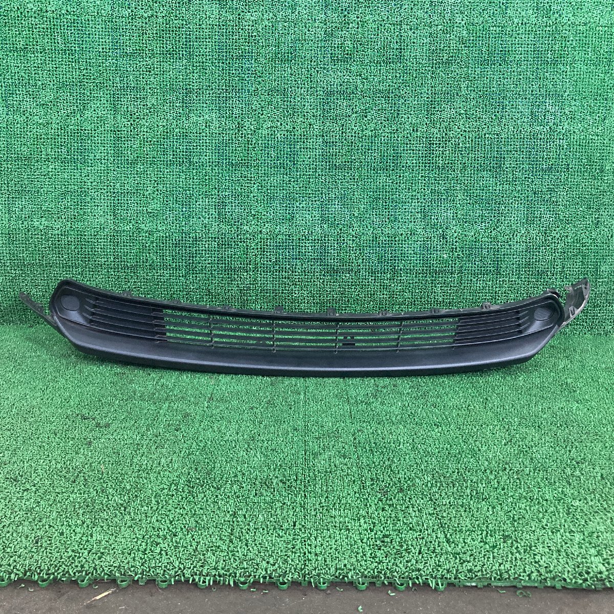 Yahoo!オークション - ヤリスクロス MXPJ10 Z フロント ロアグリル 黒...