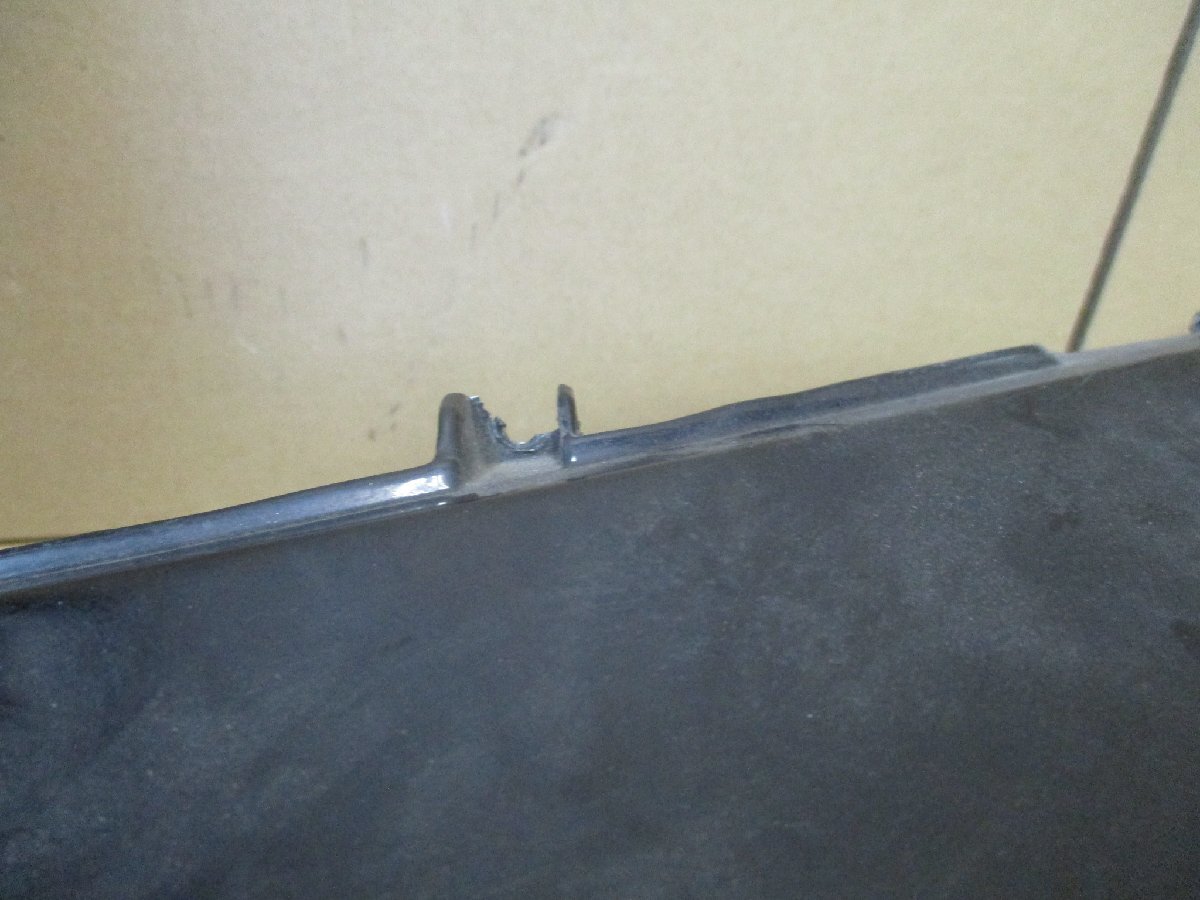 Yahoo!オークション - Z478 HONDA PCX125 JF28 フロントサイドカウル ...