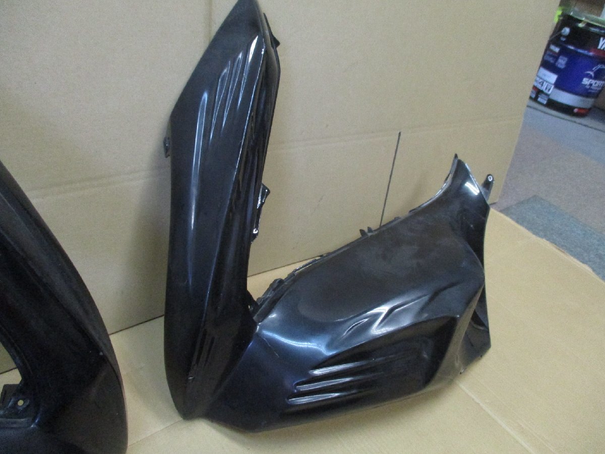 Yahoo!オークション - Z478 HONDA PCX125 JF28 フロントサイドカウル ...