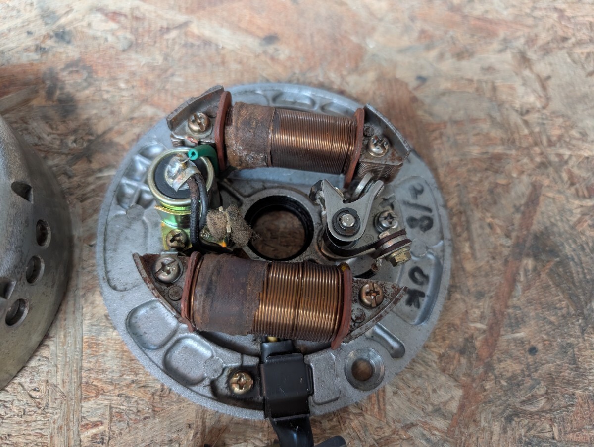 Yahoo!オークション - 6v Lクランク用 ジェネレーター フライホイール ...