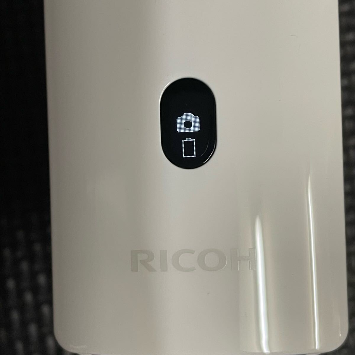 Yahoo!オークション - RICOH THETA SC2 R03030 ホワイト リコー White...