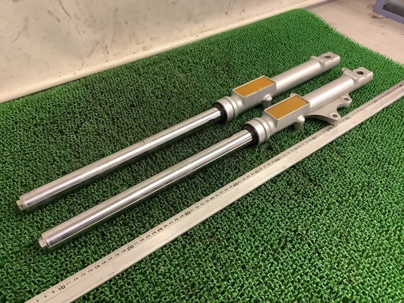 YB 125 SP え LBPPCJL フロントフォーク 必見 140 Y4-1384 SS(フロント)｜売買されたオークション情報、yahooの商品情報をアーカイブ公開 - オークファン ...