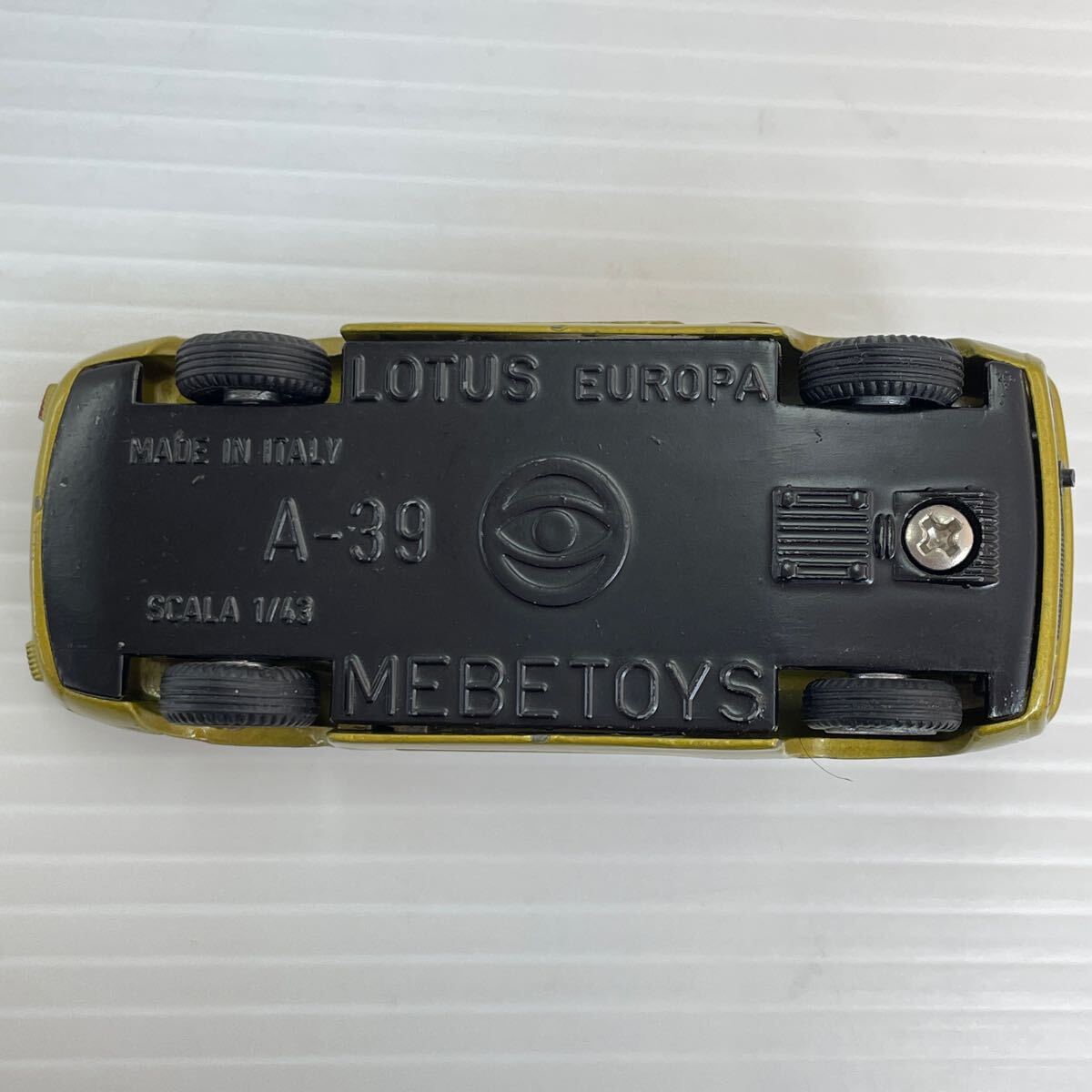 Yahoo!オークション - 【ミニカー】MEBETOYS メベトイズ 1/43 A39 ロー...