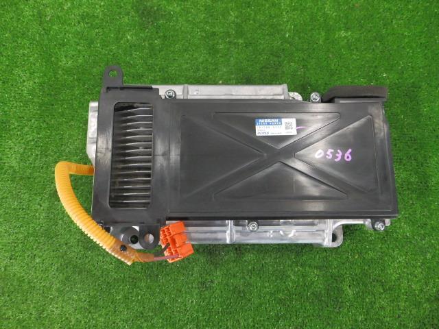 Yahoo!オークション - スカイライン DAA-HV37 コンバーター VQ35HR RBP...