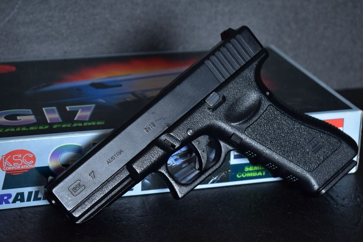 Yahoo!オークション - KSC グロック17 G17 リアル刻印 ガスブローバッ...