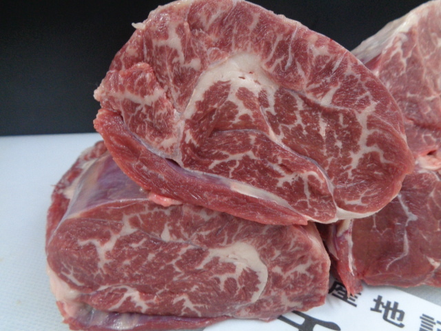 Yahoo!オークション - 千葉牛A5牝 超特友すね肉 2 33kg