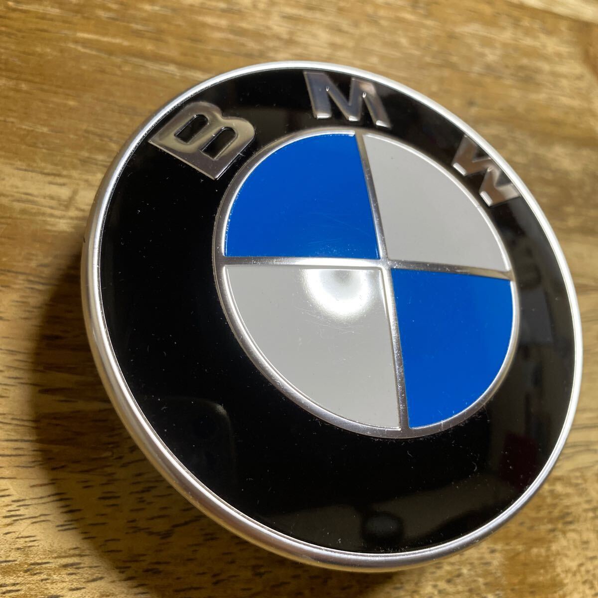 Yahoo!オークション - BMW純正ボンネット エンブレム82mm