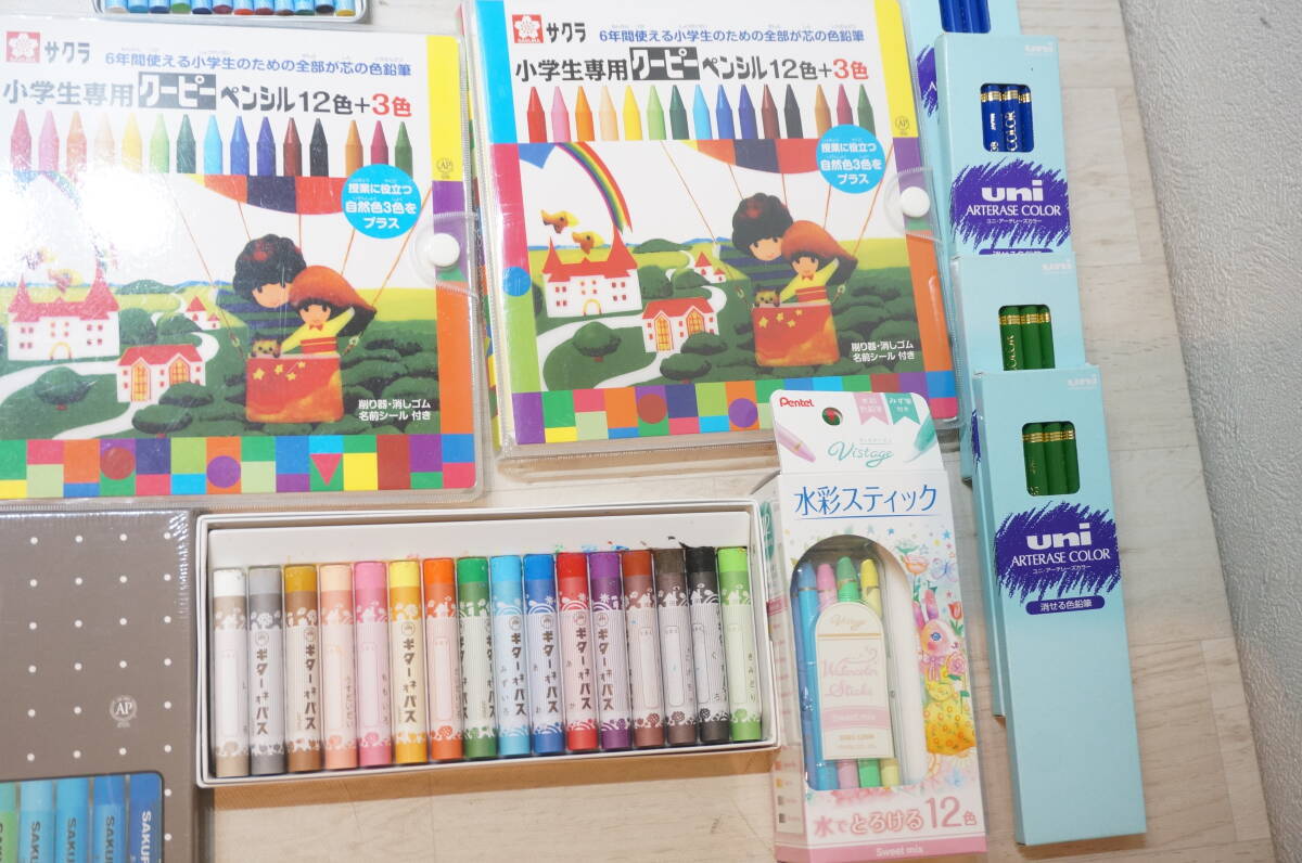 Yahoo!オークション - 【N33-1.O】大量 約23点 まとめ売り 色鉛筆/クー...