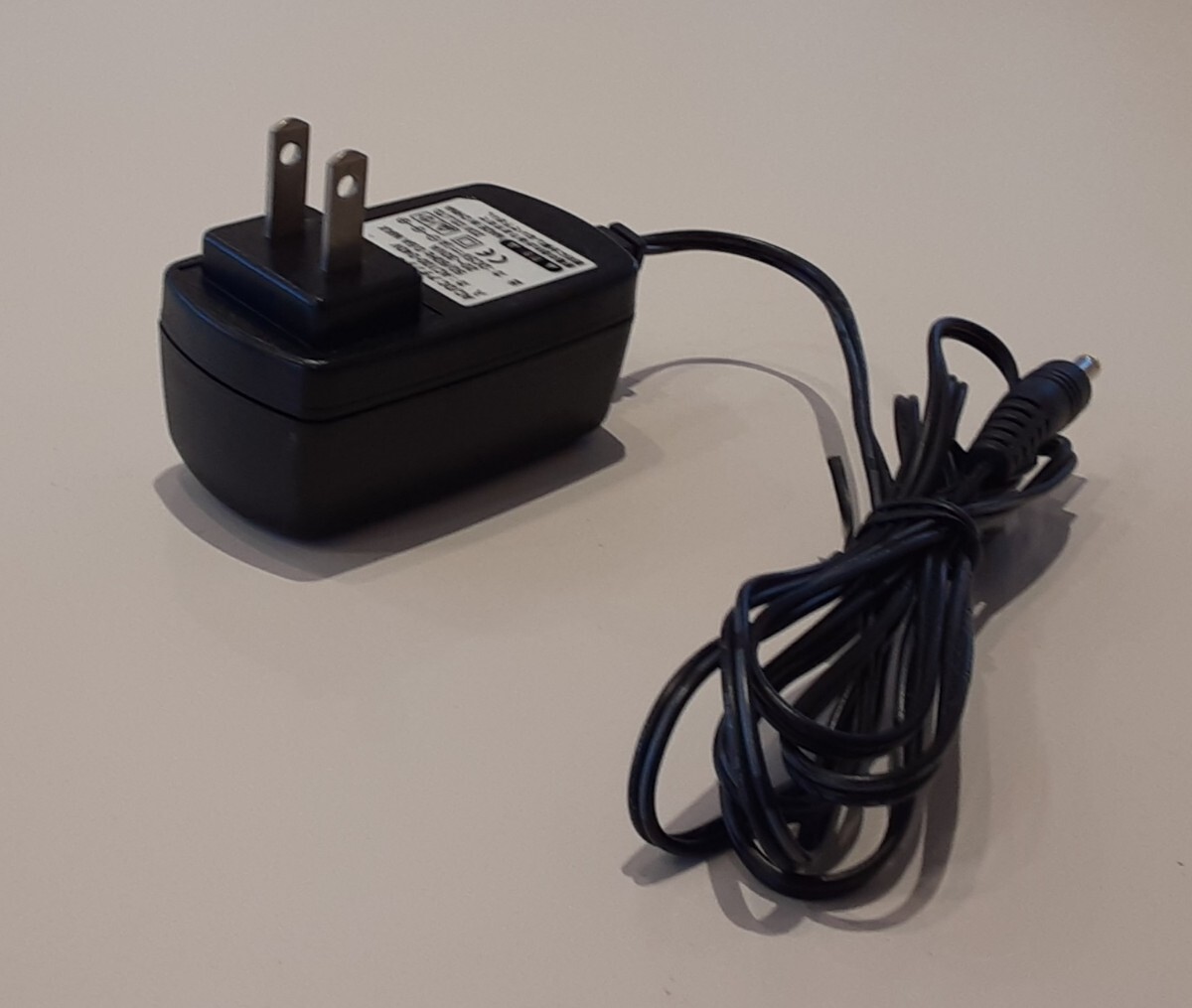Yahoo!オークション - AC / DC アダプター DC5V 1A 電源 コード ケーブ...