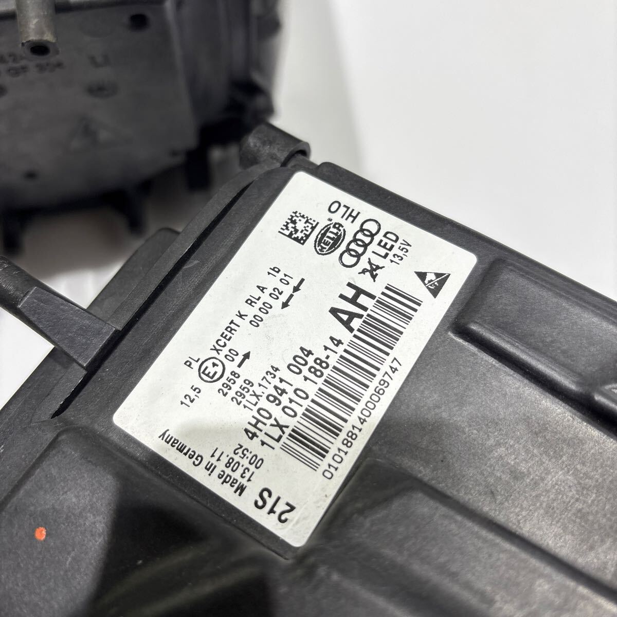 Yahoo!オークション - ジャンク アウディ 4H A8 前期 ヘッドライト 左...