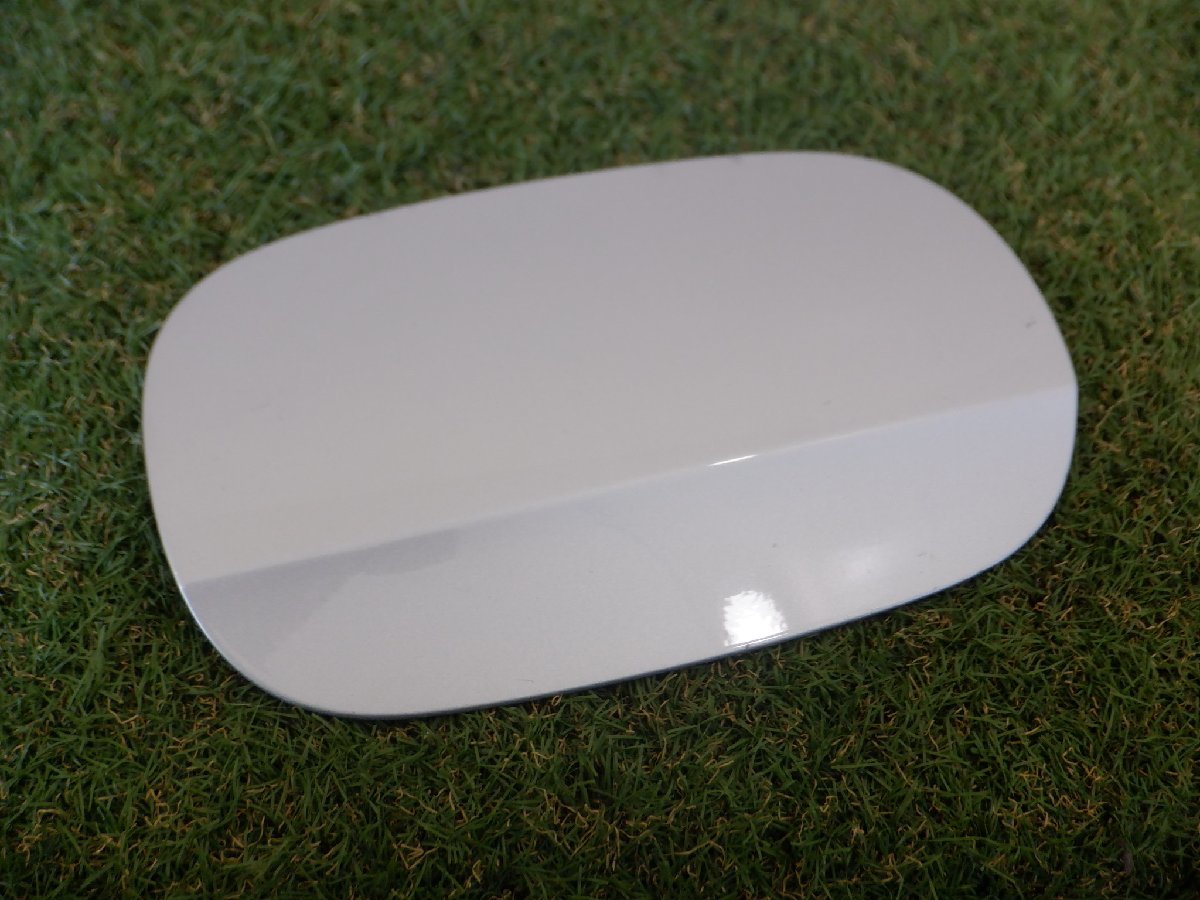 Yahoo!オークション - ベンツ純正 W213 Eクラス 給油口 カバー パネル ...