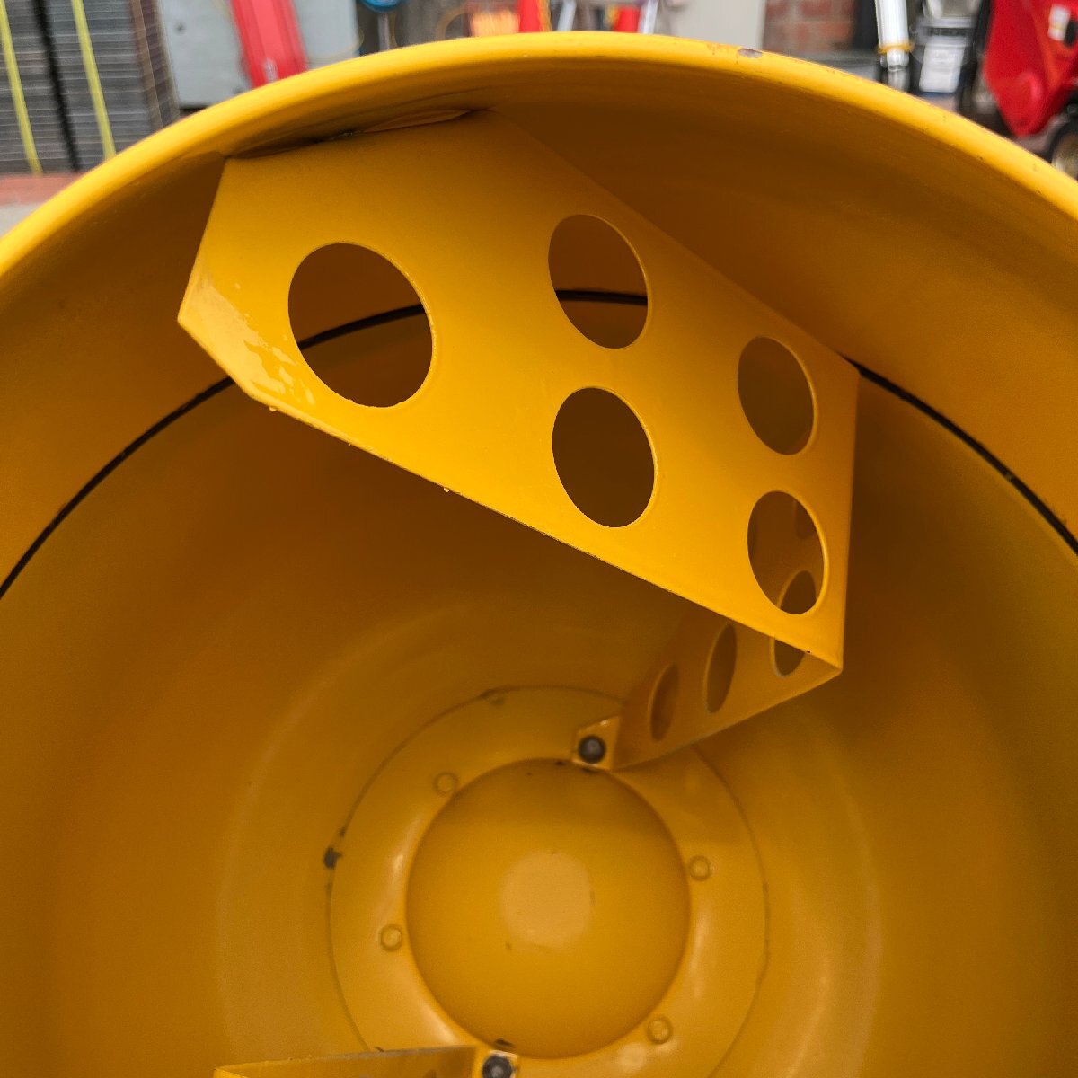 Yahoo!オークション - 兵庫 アルミス コンクリートミキサー AMZ-30Y 営...