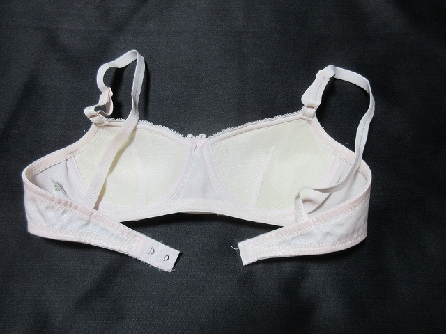 Yahoo!オークション - M-265 ワコール・Wing/EB1026 未使用タグ付/チャ...