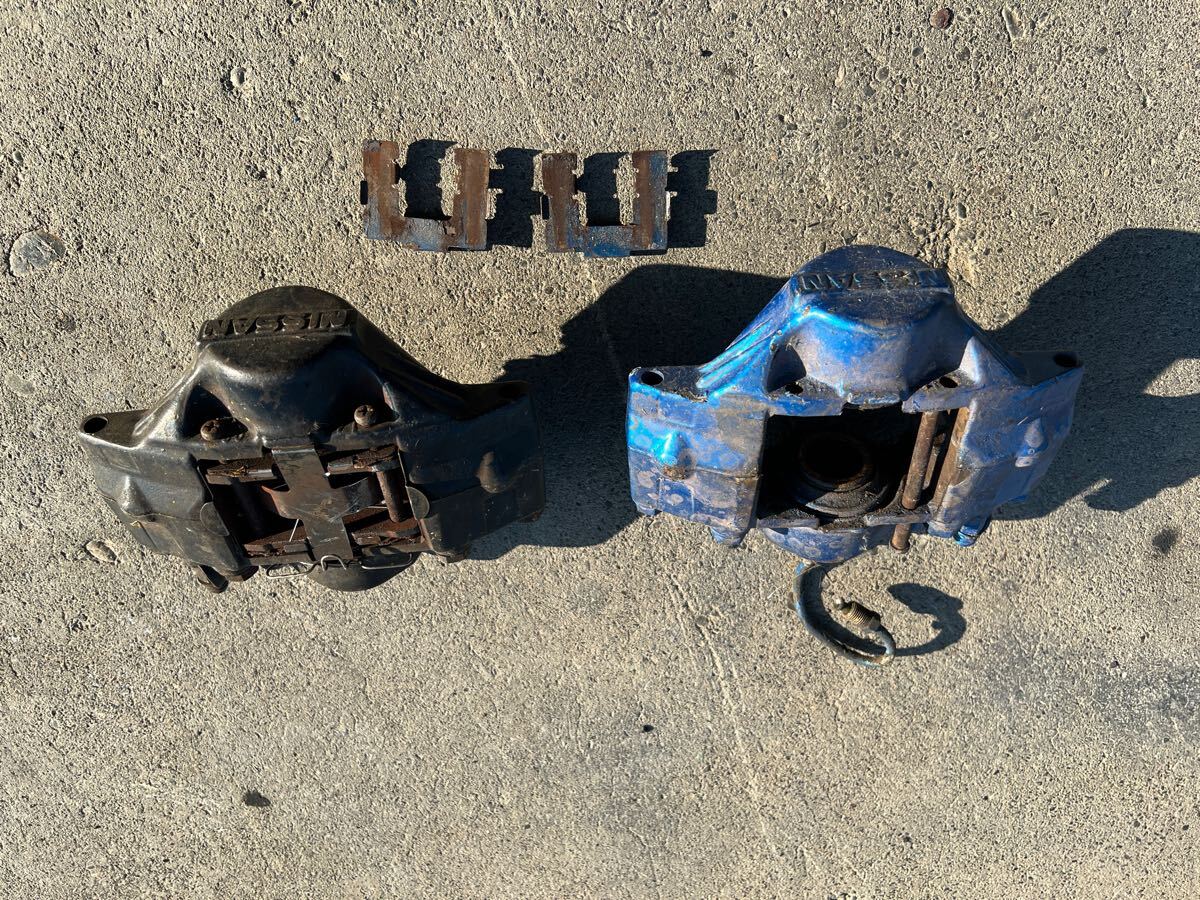 Yahoo!オークション - スカイライン Hcr32 Bnr32 リア 2POT ブレーキ ...