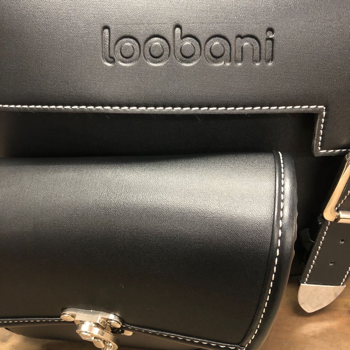 Yahoo!オークション - 汎用 LOOBANI ドリンクホルダー付属 小物収納