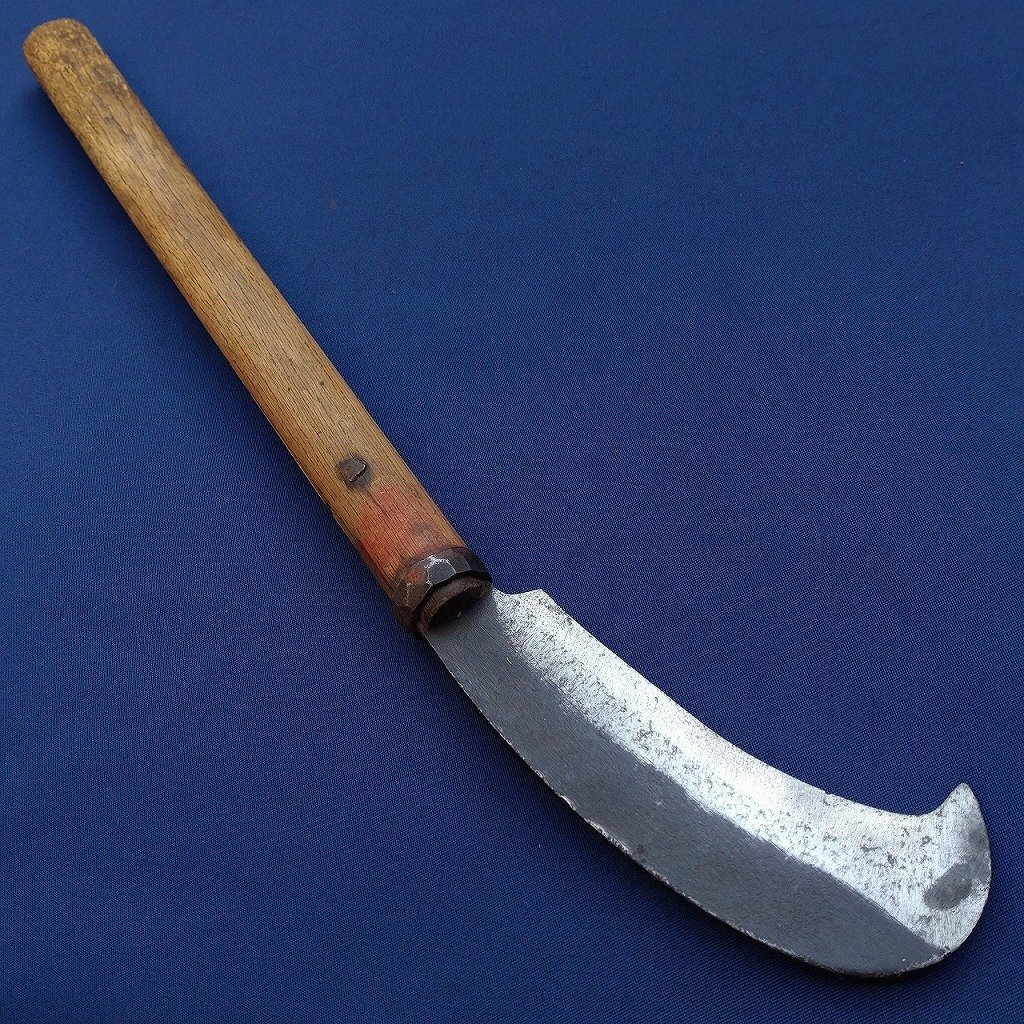 Yahoo!オークション - 鉈鎌 登鎌 刃長約150㎜ 全長約515㎜ 重量約490g ...