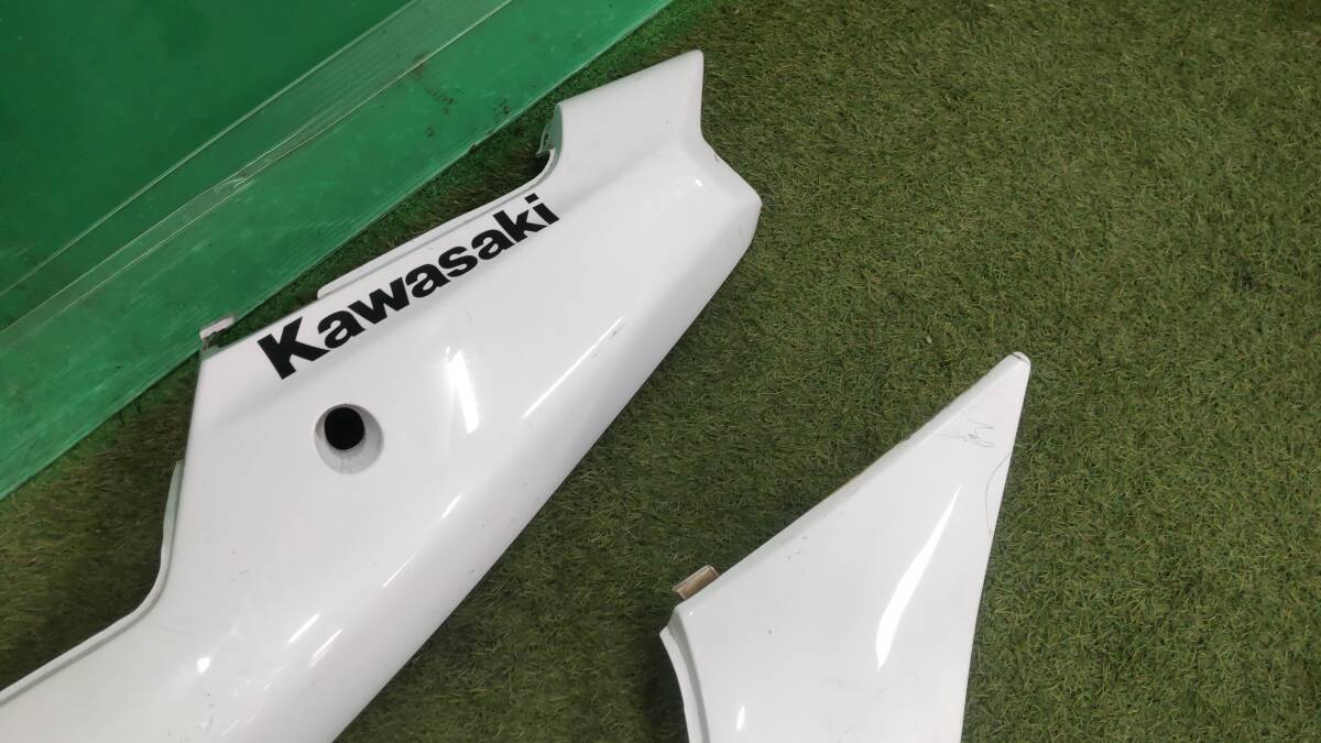 Yahoo!オークション - カワサキ ZXR 250 C サイド シート テール カ...