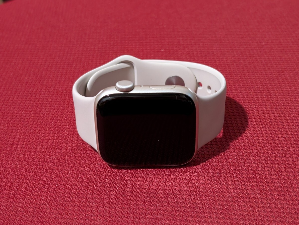 Yahoo!オークション - Apple Watch SE2 44mm GPS スターライト