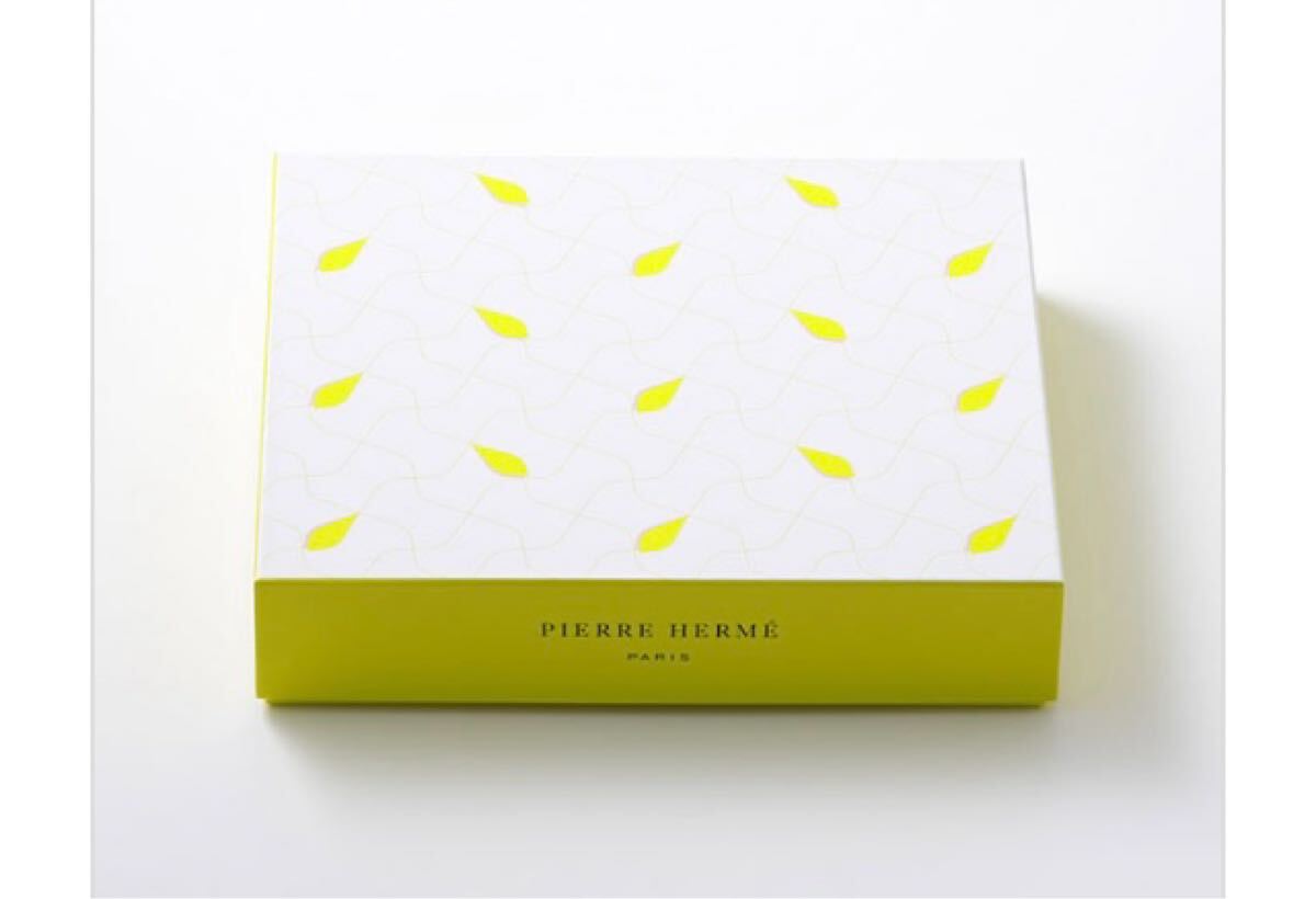 Yahoo!オークション - ピエール・エルメ・パリフールモワルゥ 4種8個...