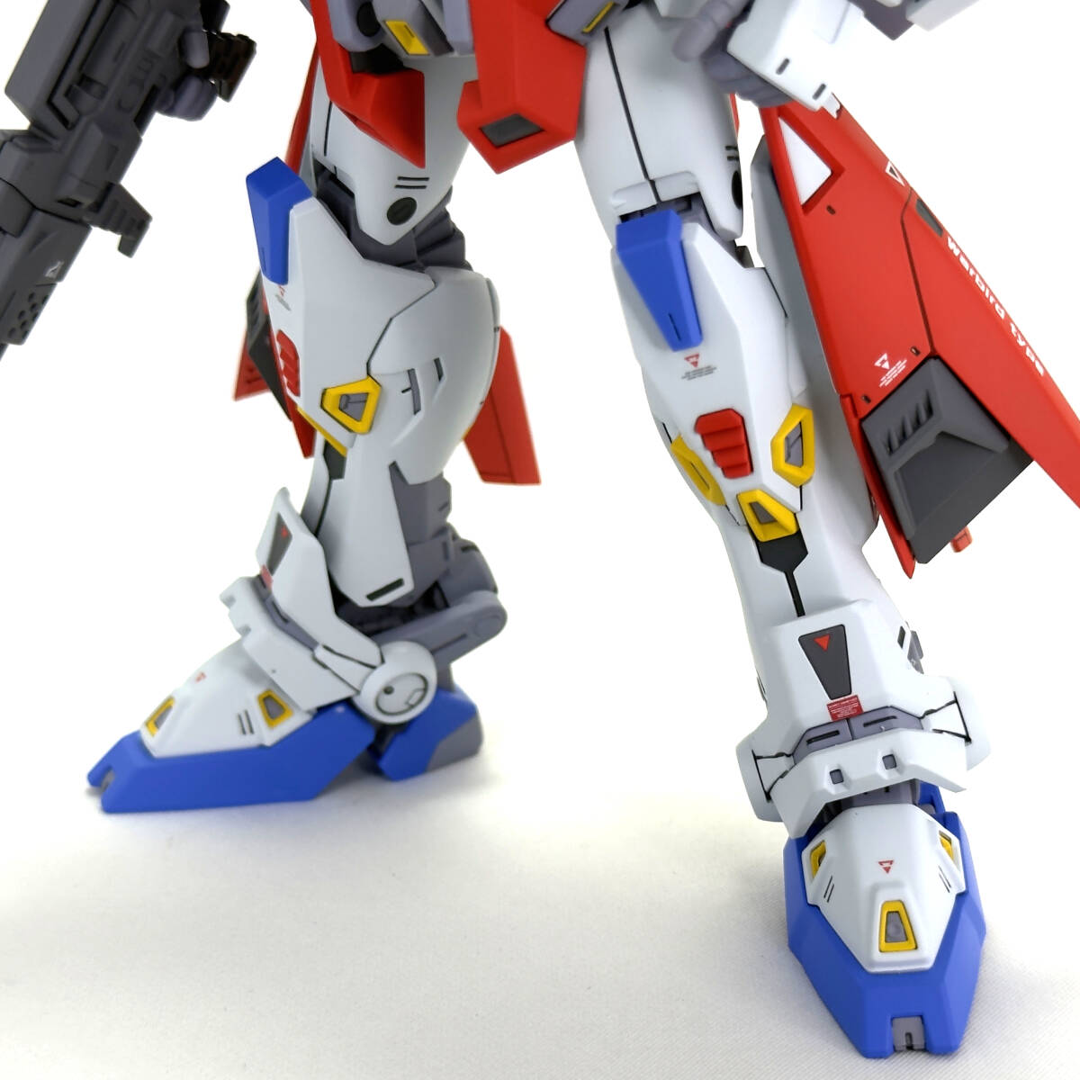 【樂淘letao】日本代購代標第一品牌－MG 1/00 ガンダムF90 W-TYPE 塗装済み完成品 ガンプラ プレバン限定