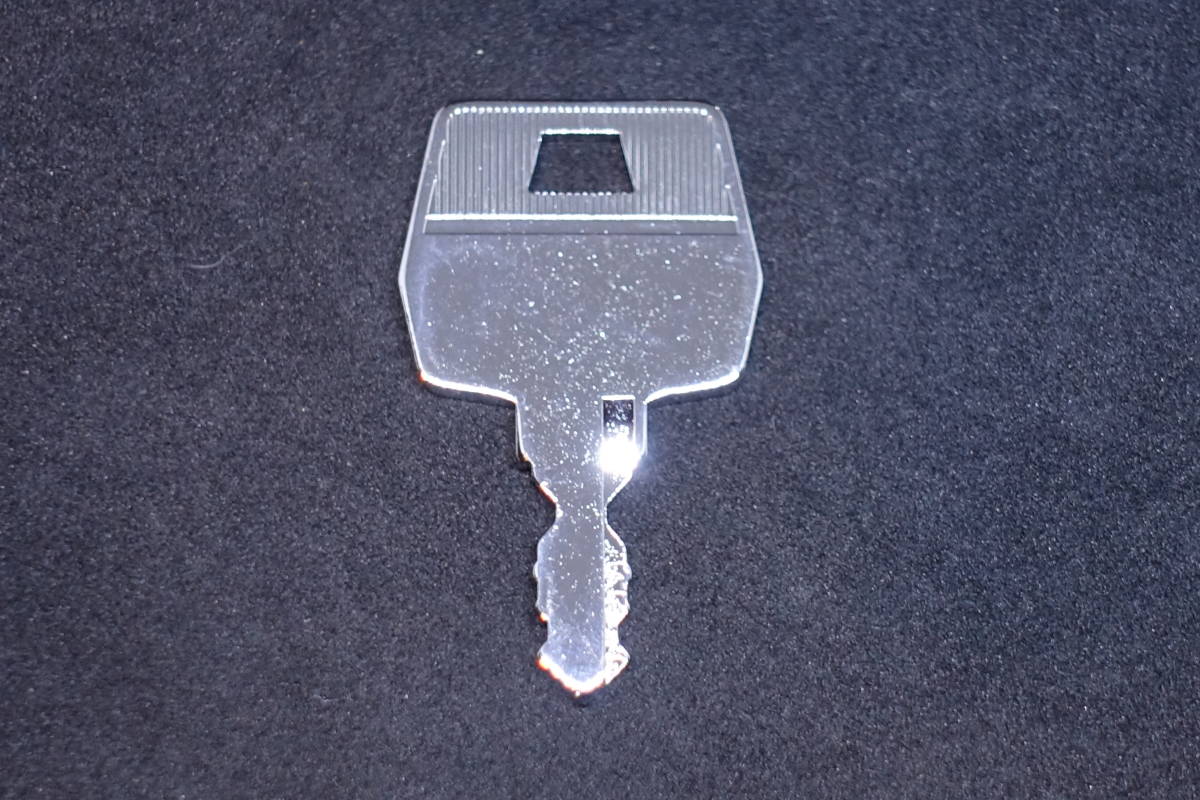 Yahoo!オークション - 匿名配送 送料無料 KPE 純正 設定キー【B708...