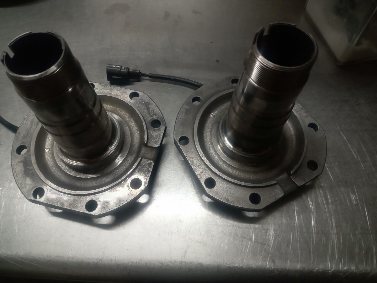 Yahoo!オークション - ランクル78 kzj78 オートハブロック用 スピンド...