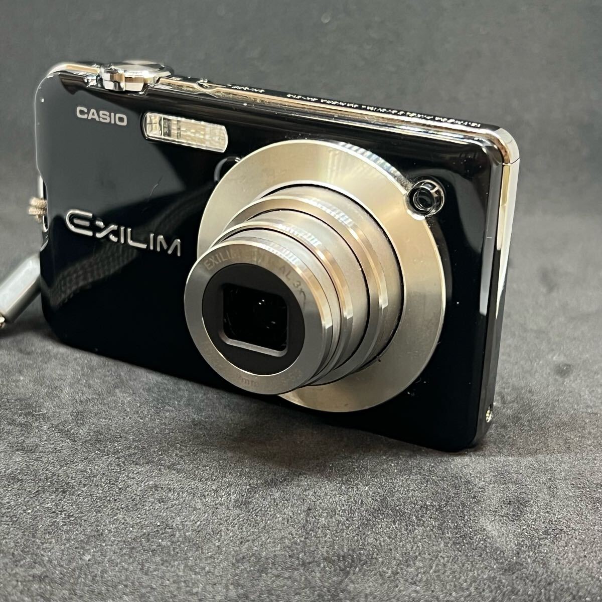 Yahoo!オークション - T492 CASIO カシオ EXILIM コンパクトデジタルカ...