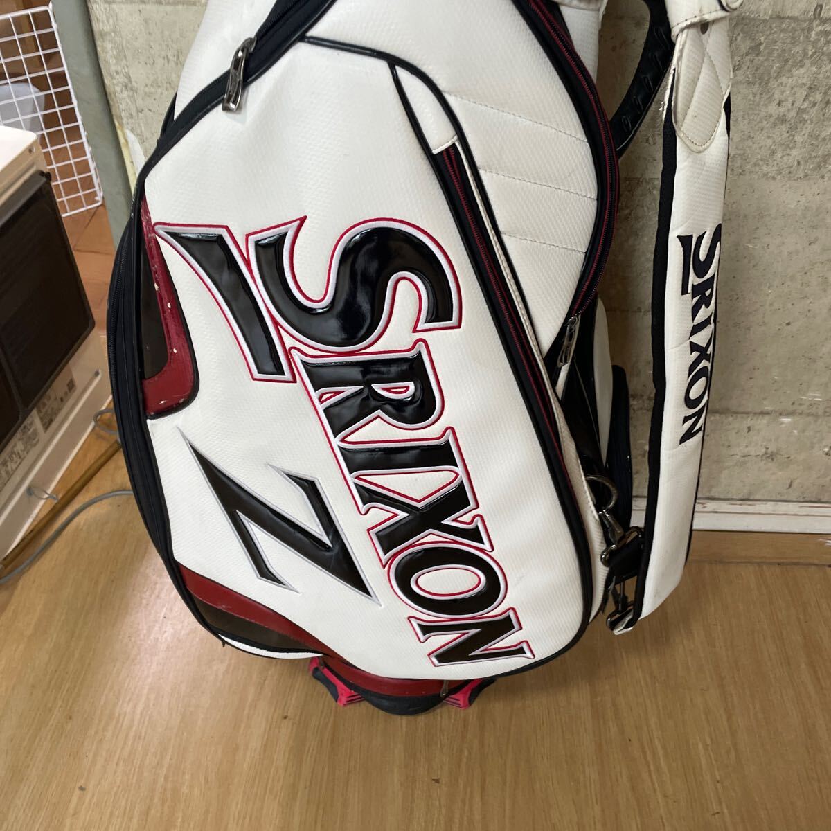Yahoo!オークション - キャディバック ゴルフ スリクソン SRIXON 3点式...