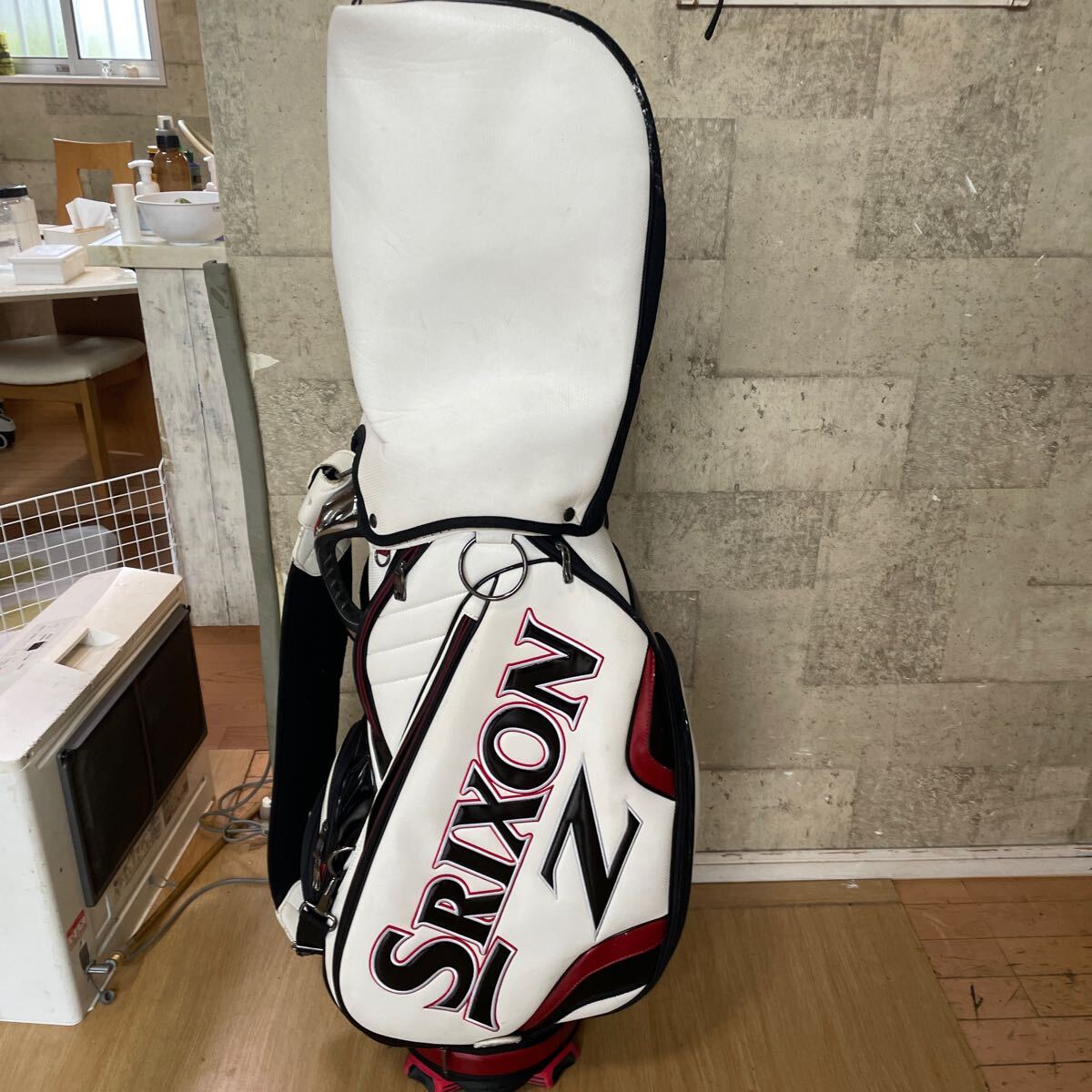 Yahoo!オークション - キャディバック ゴルフ スリクソン SRIXON 3点式...