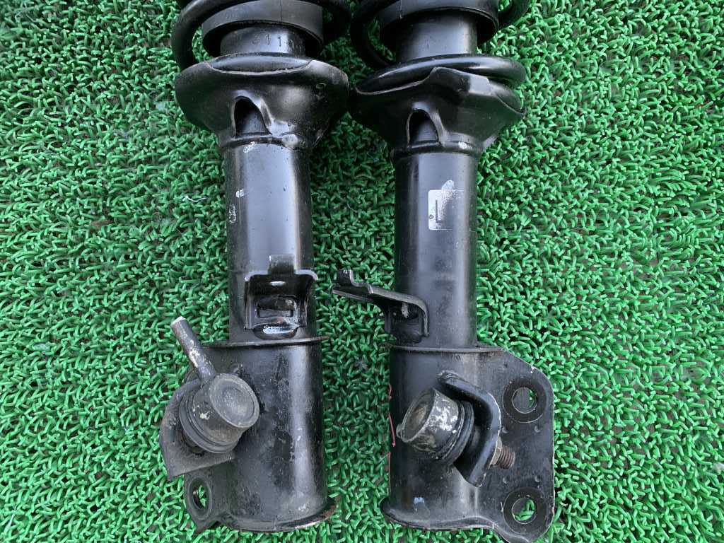 Yahoo!オークション - スバル プレオ RA1/RA2/RV1/RV2 純正 サスペンシ...