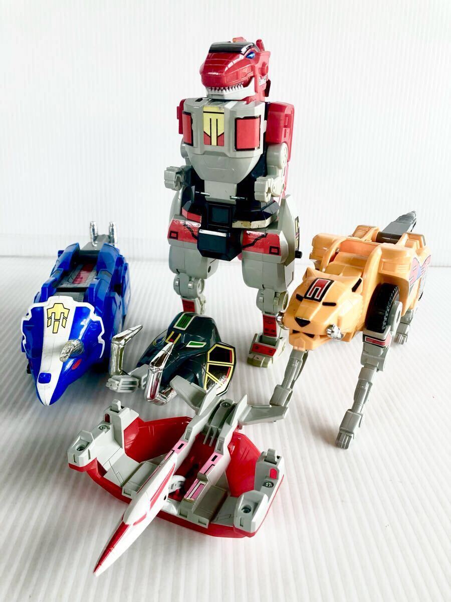 恐竜戦隊ジュウレンジャー 大魔神 パーツ トランスフォーマー サーベルタイガー ティラノザウルス トリケラトプス ジュウマンモス ジャンク(恐竜戦隊ジュウレンジャー)｜売買されたオークション ...