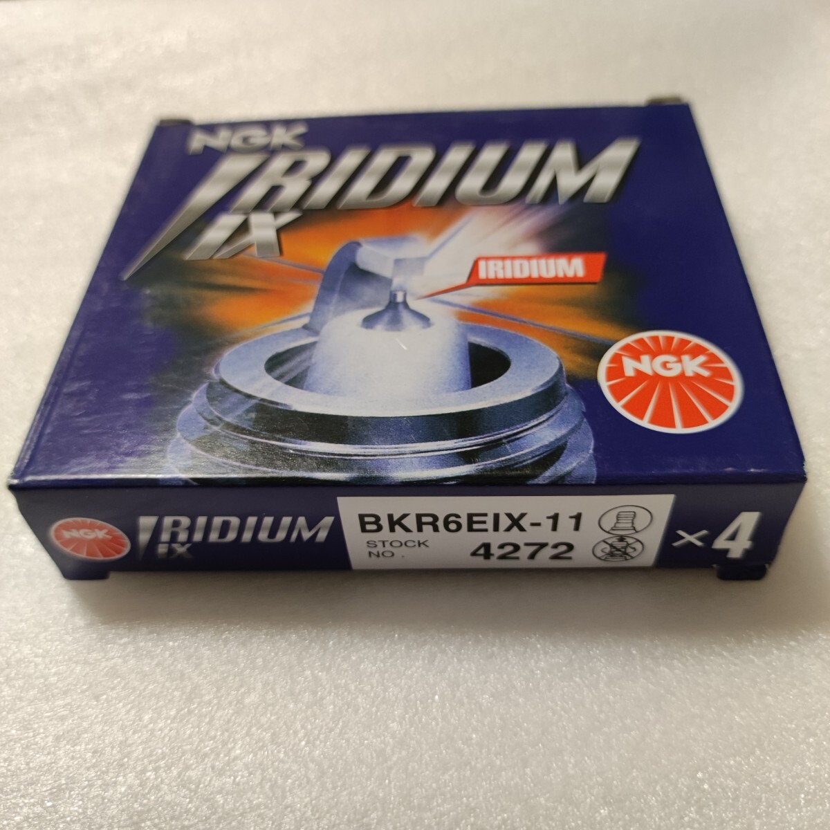 Yahoo!オークション - NGKイリジウムプラグ BKR6EIX −11 4272 未使品 ...