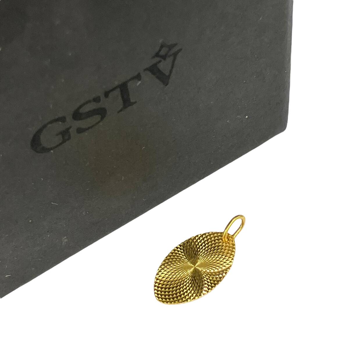 Yahoo!オークション - 未使用 GSTV K18 ペンダントトップ 0.85g 全長1....