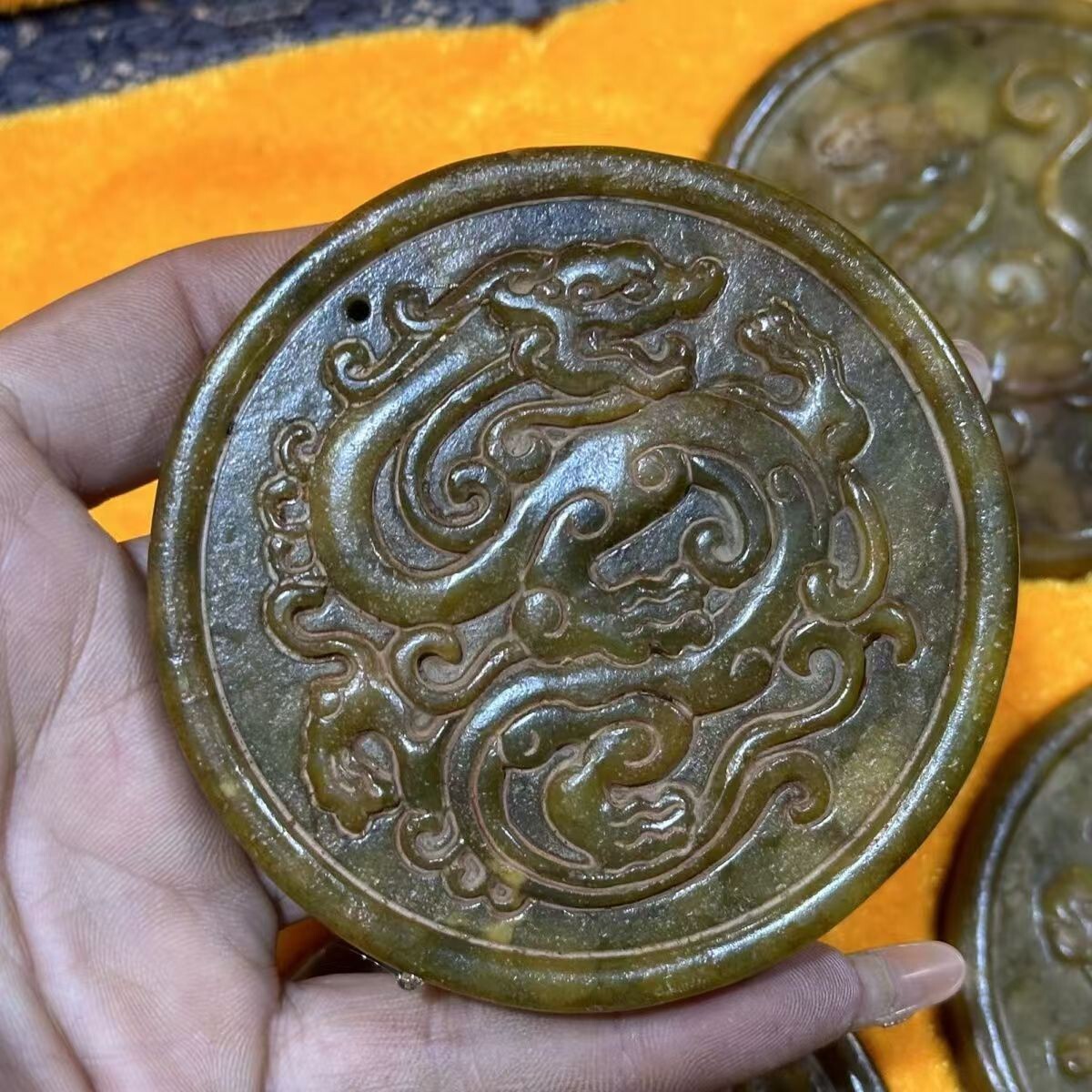 Yahoo!オークション - 【3052-UT】収蔵品放出 古玩 明清の古い玉器 四...